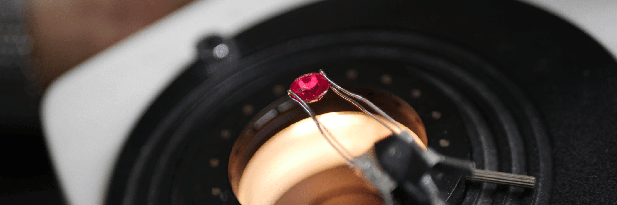 Intermediate Gemmology - Gem identification methods - JDMIS